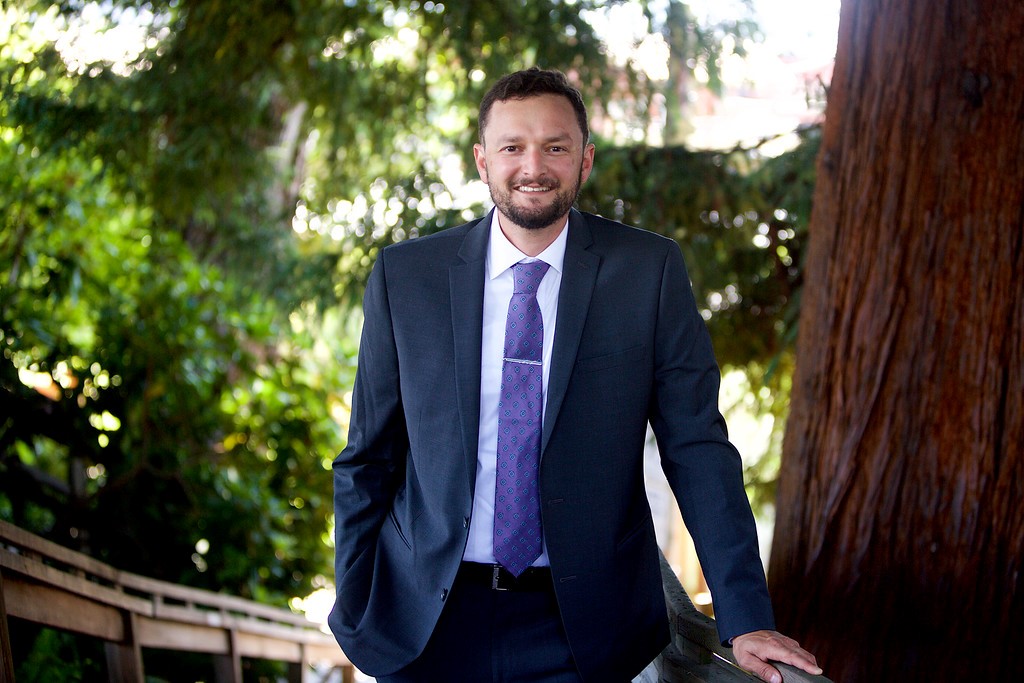 Gabe Frumkin | Barnard Iglitzin & Lavitt LLP